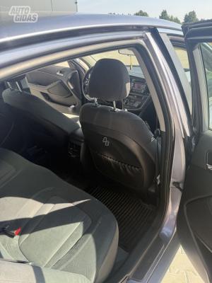 Grey Kia Optima 2012 in Siauliai, with an engine capacity of 2.40 L and mileage of 390 thousand km for 5750 €, photo 9 on AUTOMOTO.COM.LV