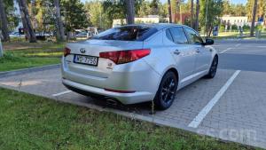 Pelēks Kia Optima 2012 Rīga, ar dzinēja tilpumu 1.70 L un nobraukumu 276 tūkst. km par 3500 €, foto 6 vietnē AUTOMOTO.COM.LV