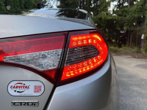 Pelēks Kia Optima 2012 Viļņa, ar dzinēja tilpumu 1.70 L un nobraukumu 260 tūkst. km par 4999 €, foto 9 vietnē AUTOMOTO.COM.LV