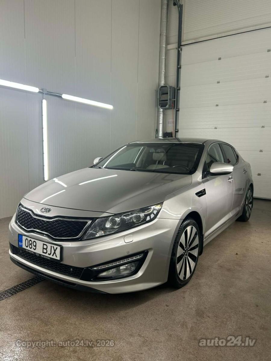 Pelēks Kia Optima 2013 Tallina, ar dzinēja tilpumu 2.00 L un nobraukumu 178 tūkst. km par 7400 €, foto 4 vietnē AUTOMOTO.COM.LV