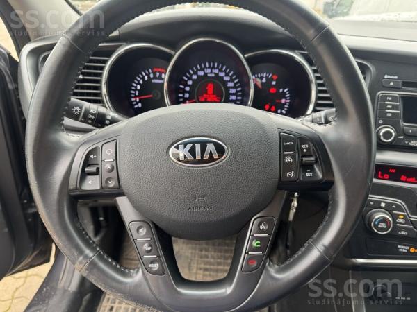 Pelēks Kia Optima 2013 Rīga, ar dzinēja tilpumu 2.00 L un nobraukumu 45 tūkst. km par 6200 €, foto 6 vietnē AUTOMOTO.COM.LV