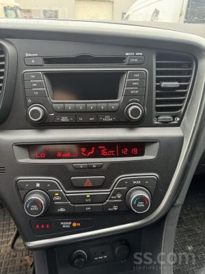 Grey Kia Optima 2013 in Riga, with an engine capacity of 2.00 L and mileage of 45 thousand km for 6200 €, photo 9 on AUTOMOTO.COM.LV