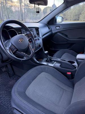 Grey Kia Optima 2013 in Vilnius, with an engine capacity of 1.69 L and mileage of 311 thousand km for 3400 €, photo 10 on AUTOMOTO.COM.LV