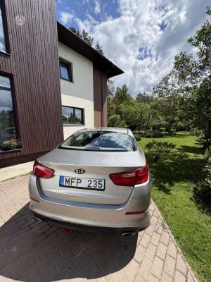 Grey Kia Optima 2015 in Vilnius, with an engine capacity of 2.36 L and mileage of 270 thousand km for 5500 €, photo 22 on AUTOMOTO.COM.LV
