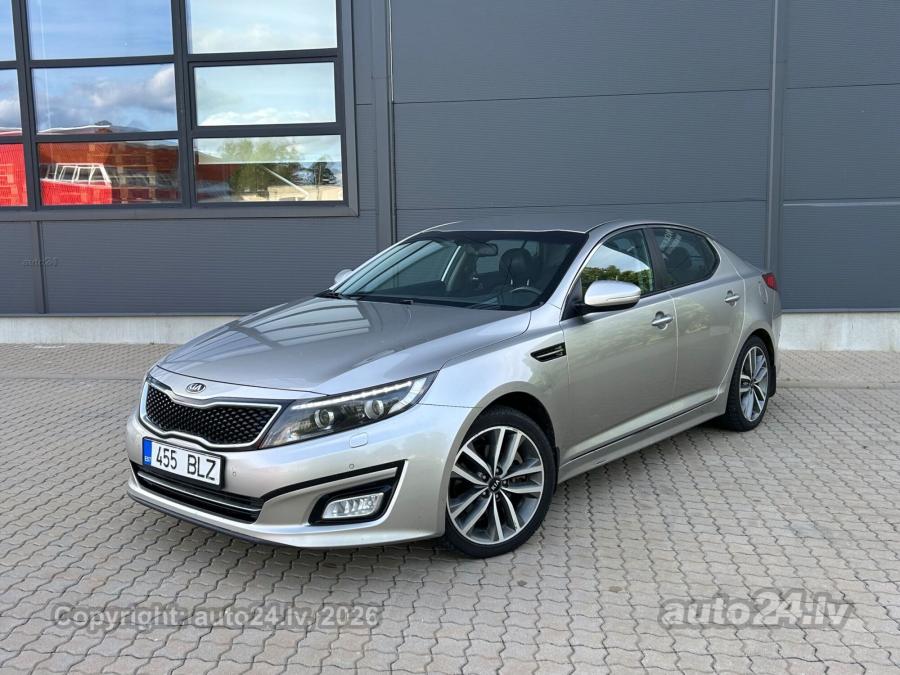Grey Kia Optima 2015 in Valga, with an engine capacity of 1.70 L and mileage of 179 thousand km for 4900 €, photo 3 on AUTOMOTO.COM.LV
