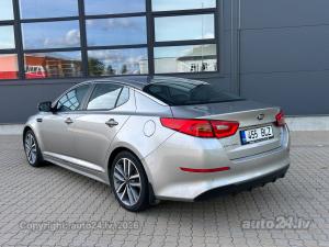 Grey Kia Optima 2015 in Valga, with an engine capacity of 1.70 L and mileage of 179 thousand km for 4900 €, photo 7 on AUTOMOTO.COM.LV