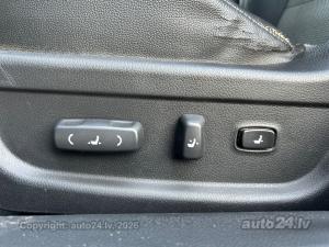Grey Kia Optima 2015 in Valga, with an engine capacity of 1.70 L and mileage of 179 thousand km for 4900 €, photo 12 on AUTOMOTO.COM.LV
