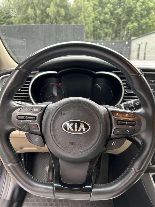 Grey Kia Optima 2015 in Vilnius, with an engine capacity of 2.00 L and mileage of 101 thousand km for 8400 €, photo 5 on AUTOMOTO.COM.LV