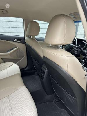 Pelēks Kia Optima 2015 Viļņa, ar dzinēja tilpumu 2.00 L un nobraukumu 101 tūkst. km par 8400 €, foto 8 vietnē AUTOMOTO.COM.LV