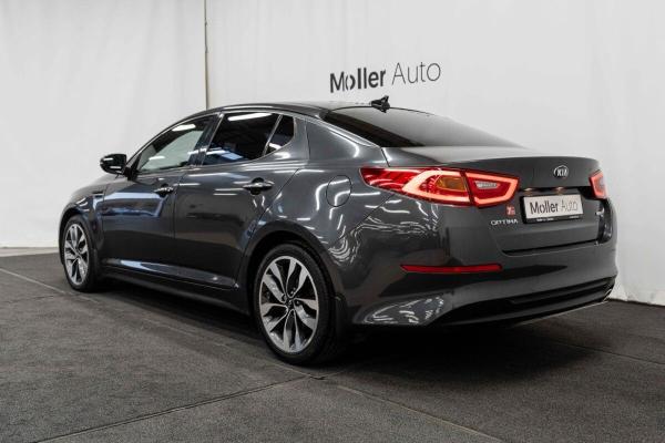 Grey Kia Optima 2015 in Tallinn, with an engine capacity of 1.60 L and mileage of 93 thousand km for 9900 €, photo 4 on AUTOMOTO.COM.LV