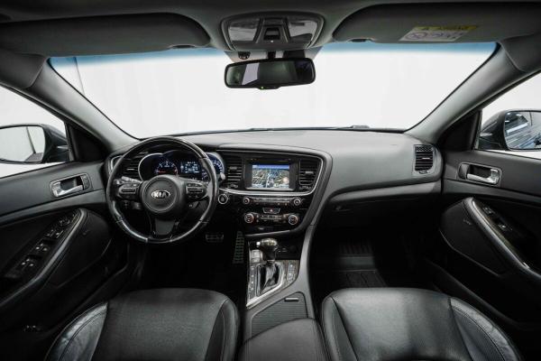 Grey Kia Optima 2015 in Tallinn, with an engine capacity of 1.60 L and mileage of 93 thousand km for 9900 €, photo 10 on AUTOMOTO.COM.LV