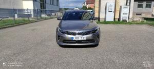 Grey Kia Optima 2016 in Kaunas, with an engine capacity of 2.00 L and mileage of 122 thousand km for 12100 €, photo 2 on AUTOMOTO.COM.LV