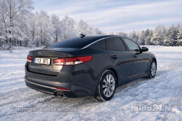 Pelēks Kia Optima 2017 Tallina, ar dzinēja tilpumu 1.70 L un nobraukumu 190 tūkst. km par 10800 €, foto 2 vietnē AUTOMOTO.COM.LV