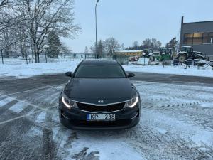 Grey Kia Optima 2017 in Valmiera, with an engine capacity of 1.70 L and mileage of 275 thousand km for 6950 €, photo 3 on AUTOMOTO.COM.LV