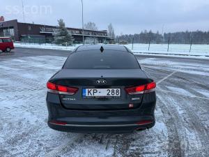 Grey Kia Optima 2017 in Valmiera, with an engine capacity of 1.70 L and mileage of 275 thousand km for 6950 €, photo 4 on AUTOMOTO.COM.LV