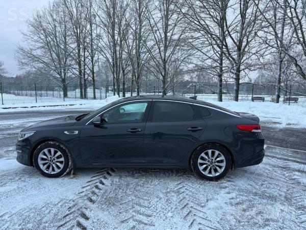 Pelēks Kia Optima 2017 Valmiera, ar dzinēja tilpumu 1.70 L un nobraukumu 275 tūkst. km par 6950 €, foto 4 vietnē AUTOMOTO.COM.LV