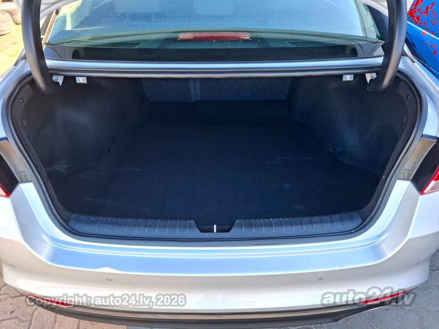 Pelēks Kia Optima 2019 Tartu, ar dzinēja tilpumu 1.70 L un nobraukumu 150 tūkst. km par 11990 €, foto 16 vietnē AUTOMOTO.COM.LV