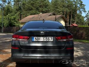 Grey Kia Optima 2019 in Riga, with an engine capacity of 2.00 L and mileage of 99 thousand km for 12200 €, photo 6 on AUTOMOTO.COM.LV