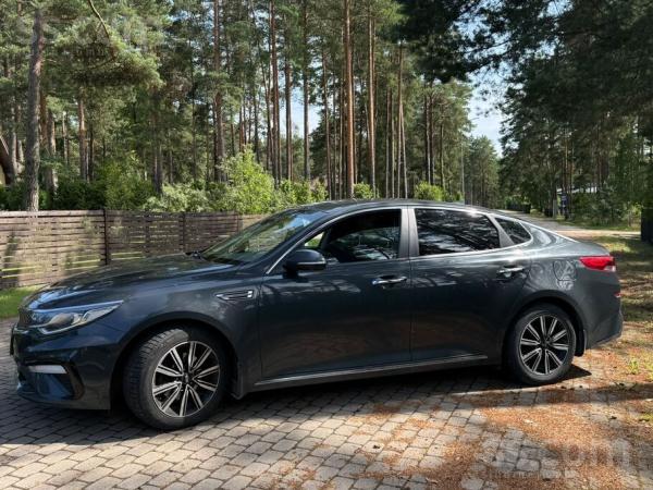 Grey Kia Optima 2019 in Riga, with an engine capacity of 2.00 L and mileage of 99 thousand km for 12200 €, photo 7 on AUTOMOTO.COM.LV