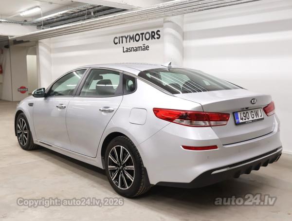 Grey Kia Optima 2020 in Tallinn, with an engine capacity of 1.60 L and mileage of 102 thousand km for 14990 €, photo 3 on AUTOMOTO.COM.LV