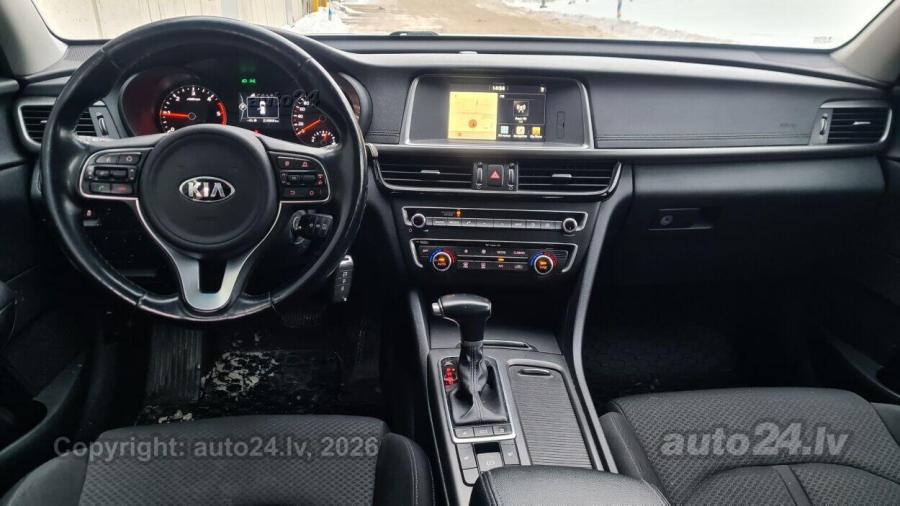 Grey Kia Optima 2017 in Tallinn, with an engine capacity of 1.70 L and mileage of 220 thousand km for 9990 €, photo 9 on AUTOMOTO.COM.LV