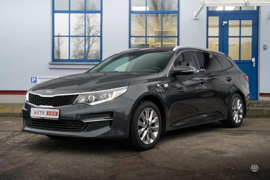Grey Kia Optima 2018 in Vilnius, with an engine capacity of 2.00 L and mileage of 107 thousand km for 13500 €, photo 1 on AUTOMOTO.COM.LV