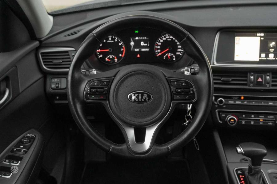 Grey Kia Optima 2018 in Vilnius, with an engine capacity of 2.00 L and mileage of 107 thousand km for 13500 €, photo 11 on AUTOMOTO.COM.LV