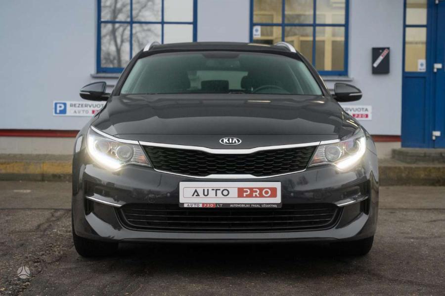 Grey Kia Optima 2018 in Vilnius, with an engine capacity of 2.00 L and mileage of 107 thousand km for 12500 €, photo 2 on AUTOMOTO.COM.LV