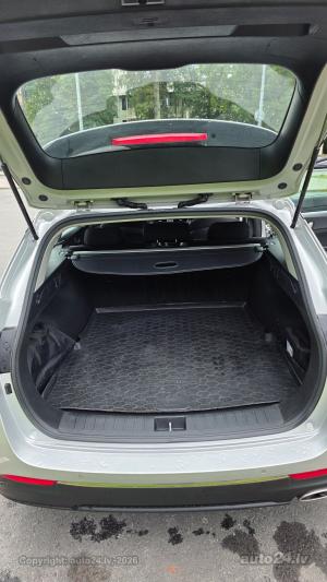 Pelēks Kia Optima 2018 Tallina, ar dzinēja tilpumu 2.00 L un nobraukumu 125 tūkst. km par 15000 €, foto 9 vietnē AUTOMOTO.COM.LV