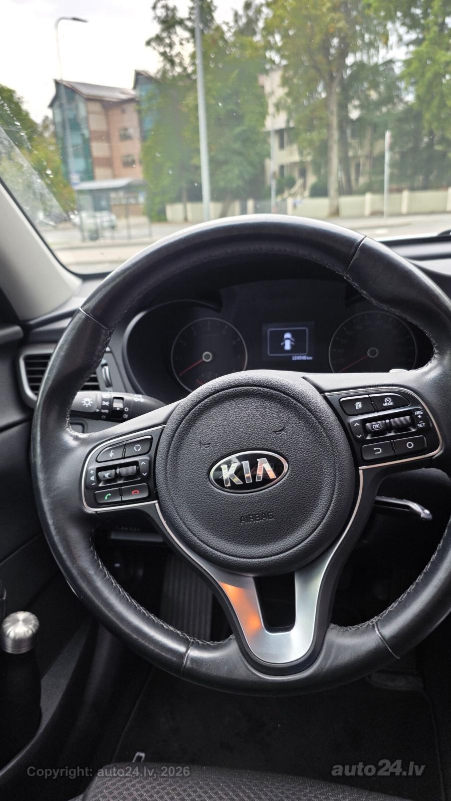 Pelēks Kia Optima 2018 Tallina, ar dzinēja tilpumu 2.00 L un nobraukumu 125 tūkst. km par 15000 €, foto 12 vietnē AUTOMOTO.COM.LV