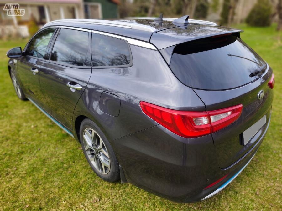 Grey Kia Optima 2019 in Kaunas, with an engine capacity of 2.00 L and mileage of 376 thousand km for 12000 €, photo 4 on AUTOMOTO.COM.LV