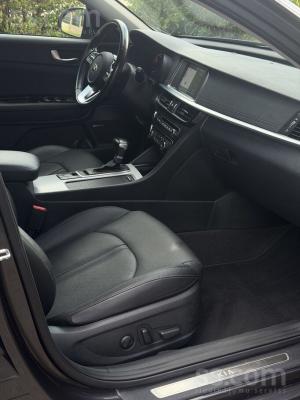 Grey Kia Optima 2019 in Riga, with an engine capacity of 2.00 L and mileage of 183 thousand km for 12680 €, photo 14 on AUTOMOTO.COM.LV