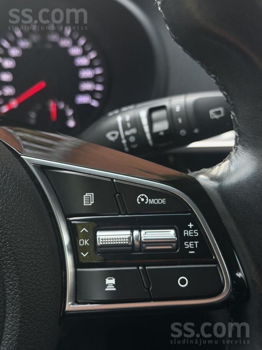 Grey Kia Optima 2019 in Riga, with an engine capacity of 2.00 L and mileage of 183 thousand km for 12680 €, photo 24 on AUTOMOTO.COM.LV