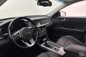 Grey Kia Optima 2020 in Kaunas, with an engine capacity of 0.00 L and mileage of 89 thousand km for 22170 €, photo 13 on AUTOMOTO.COM.LV