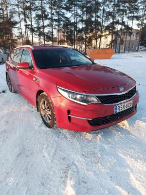 Red Kia Optima 2017 in Siauliai, with an engine capacity of 1.69 L and mileage of 330 thousand km for 5500 €, photo  on AUTOMOTO.COM.LV