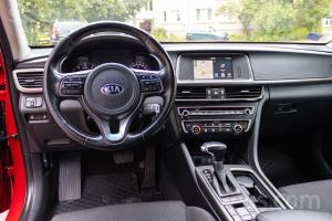 Red Kia Optima 2017 in Preili, with an engine capacity of 1.70 L and mileage of 149 thousand km for 8750 €, photo 9 on AUTOMOTO.COM.LV