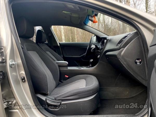 Kia Optima 2012 in Tallinn, with an engine capacity of 1.70 L and mileage of 285 thousand km for 5300 €, photo 11 on AUTOMOTO.COM.LV