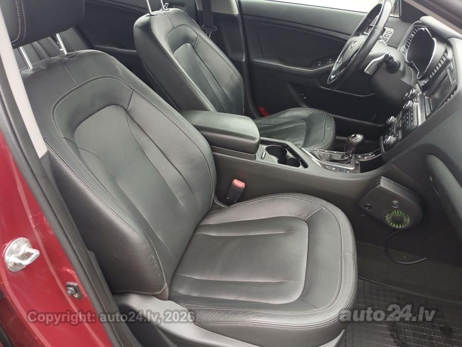 Kia Optima 2012 Tallina, ar dzinēja tilpumu 1.70 L un nobraukumu 379 tūkst. km par 6543 €, foto 12 vietnē AUTOMOTO.COM.LV