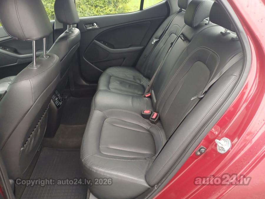 Kia Optima 2012 Tallina, ar dzinēja tilpumu 1.70 L un nobraukumu 379 tūkst. km par 6543 €, foto 13 vietnē AUTOMOTO.COM.LV