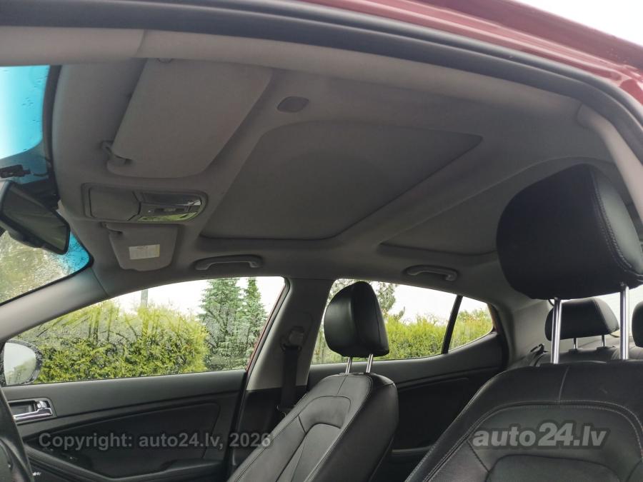 Kia Optima 2012 Tallina, ar dzinēja tilpumu 1.70 L un nobraukumu 379 tūkst. km par 6543 €, foto 16 vietnē AUTOMOTO.COM.LV