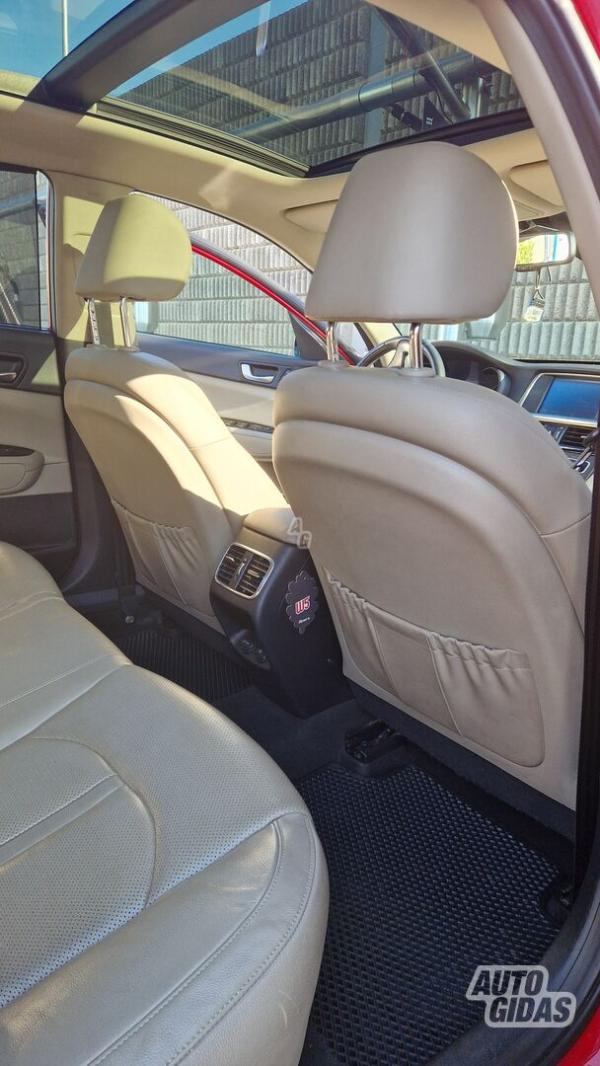 Kia Optima 2016 in Klaipeda, with an engine capacity of 1.70 L and mileage of 227 thousand km for 9500 €, photo 4 on AUTOMOTO.COM.LV
