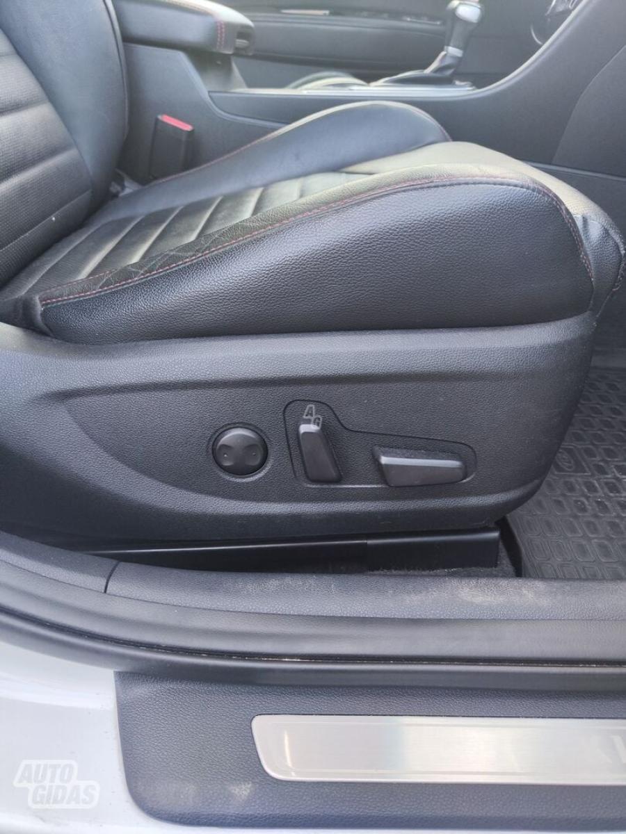 Kia Optima 2018 in Vilnius, with an engine capacity of 2.00 L and mileage of 166 thousand km for 15600 €, photo 17 on AUTOMOTO.COM.LV