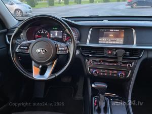Kia Optima 2019 in Tartu, with an engine capacity of 1.60 L and mileage of 139 thousand km for 13490 €, photo 8 on AUTOMOTO.COM.LV