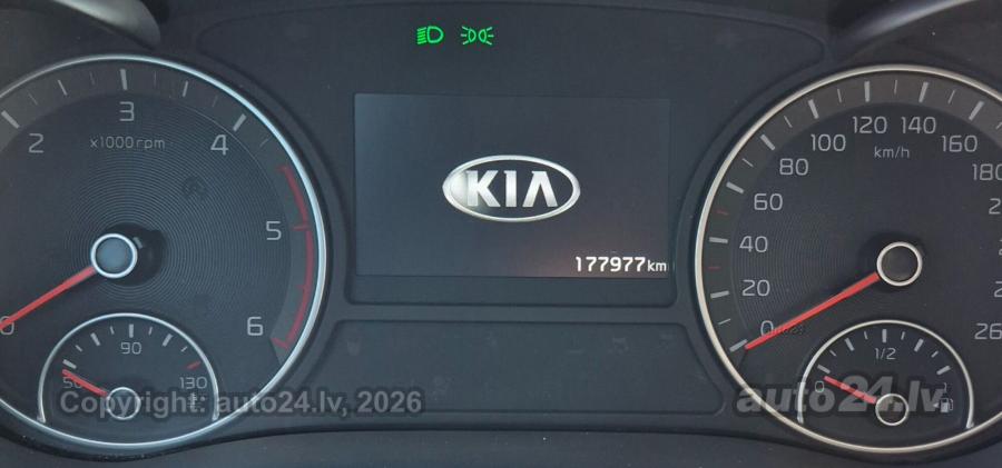 Kia Optima 2020 Tallina, ar dzinēja tilpumu 1.60 L un nobraukumu 178 tūkst. km par 13500 €, foto 25 vietnē AUTOMOTO.COM.LV
