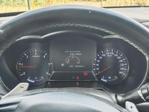 White Kia Optima 2012 in Kursenai, with an engine capacity of 1.70 L and mileage of 277 thousand km for 4300 €, photo 7 on AUTOMOTO.COM.LV