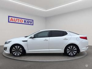 White Kia Optima 2012 in Kaunas, with an engine capacity of 1.70 L and mileage of 344 thousand km for 5499 €, photo 3 on AUTOMOTO.COM.LV