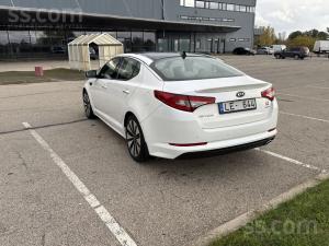 Balts Kia Optima 2012 Rīga, ar dzinēja tilpumu 1.70 L un nobraukumu 186 tūkst. km par 5450 €, foto 5 vietnē AUTOMOTO.COM.LV