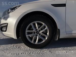 Balts Kia Optima 2013 Liepāja, ar dzinēja tilpumu 2.00 L un nobraukumu 229 tūkst. km par 7000 €, foto 4 vietnē AUTOMOTO.COM.LV