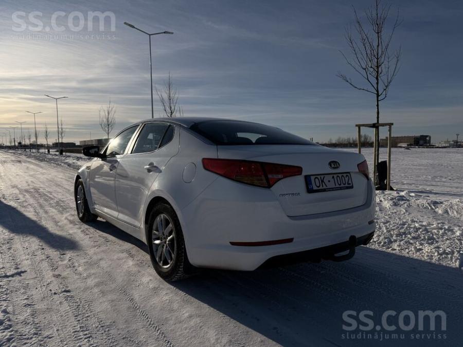 Balts Kia Optima 2013 Liepāja, ar dzinēja tilpumu 2.00 L un nobraukumu 229 tūkst. km par 7000 €, foto 5 vietnē AUTOMOTO.COM.LV