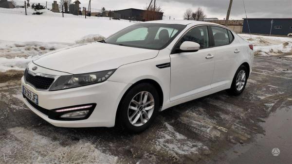 Balts Kia Optima 2013 Tauragė, ar dzinēja tilpumu 1.69 L un nobraukumu 278 tūkst. km par 4999 €, foto 1 vietnē AUTOMOTO.COM.LV